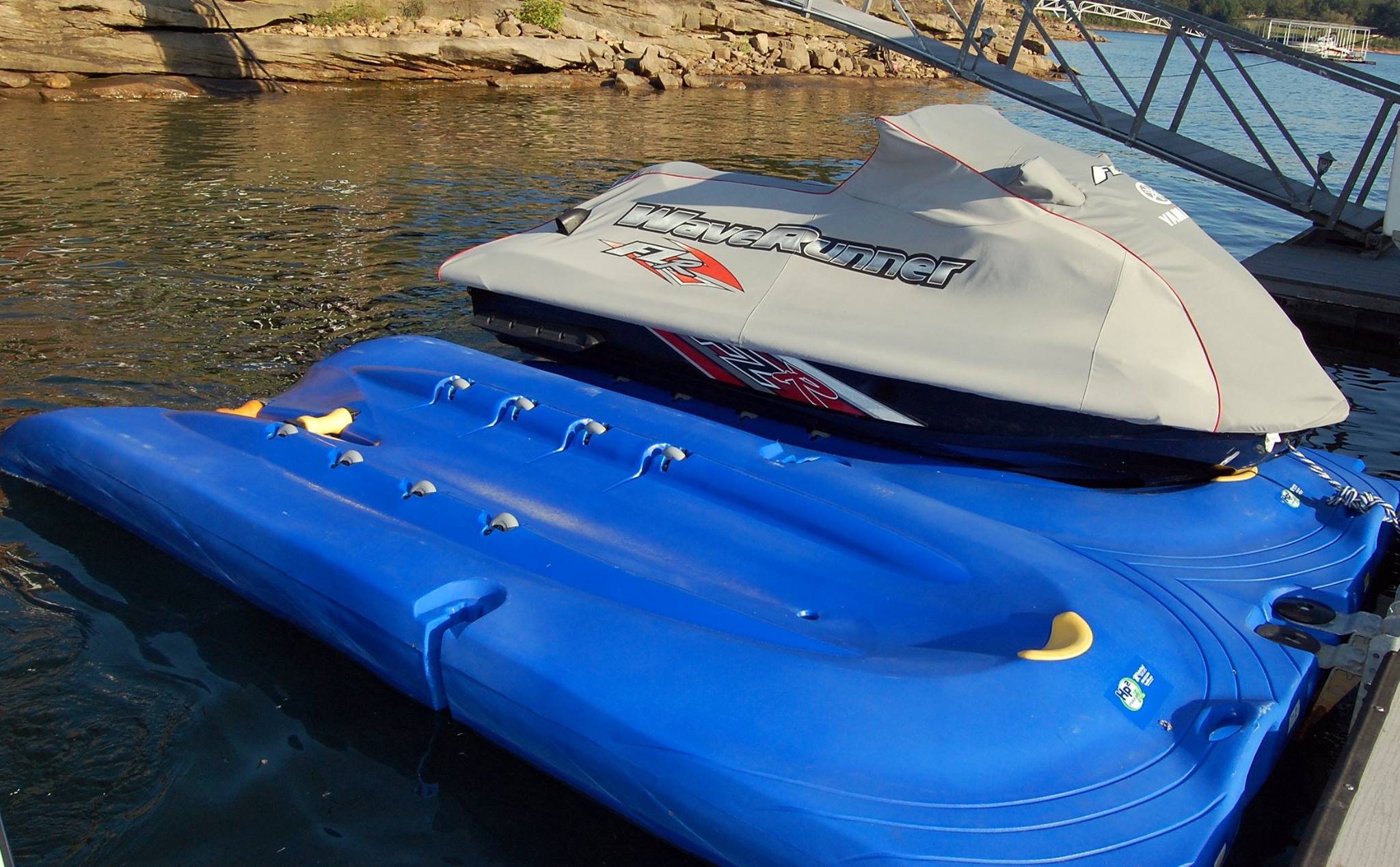 How Does a HydroPort Connect to a PolyDock? | PolyDock Products