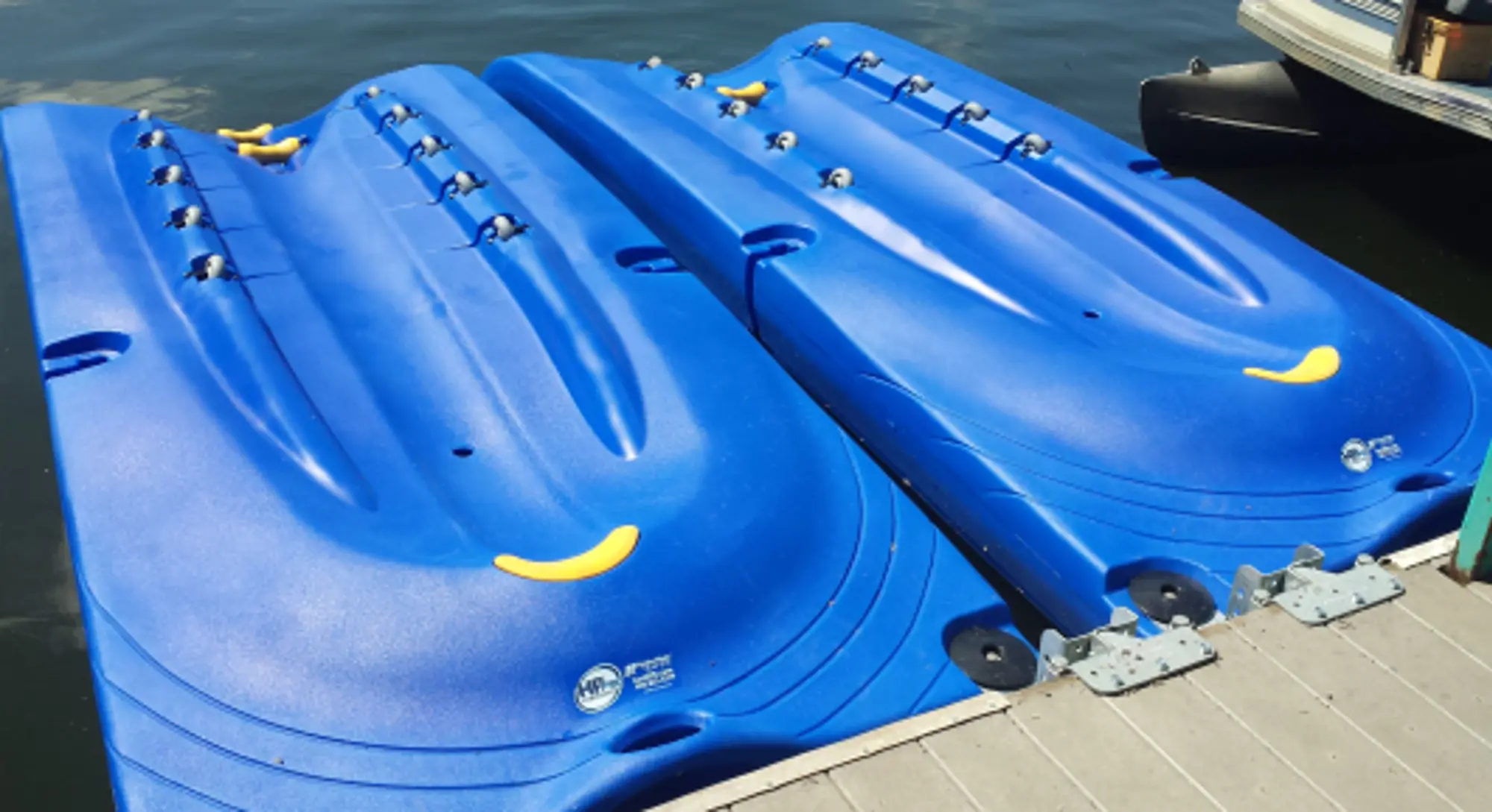 How Does a HydroPort Connect to a PolyDock? | PolyDock Products