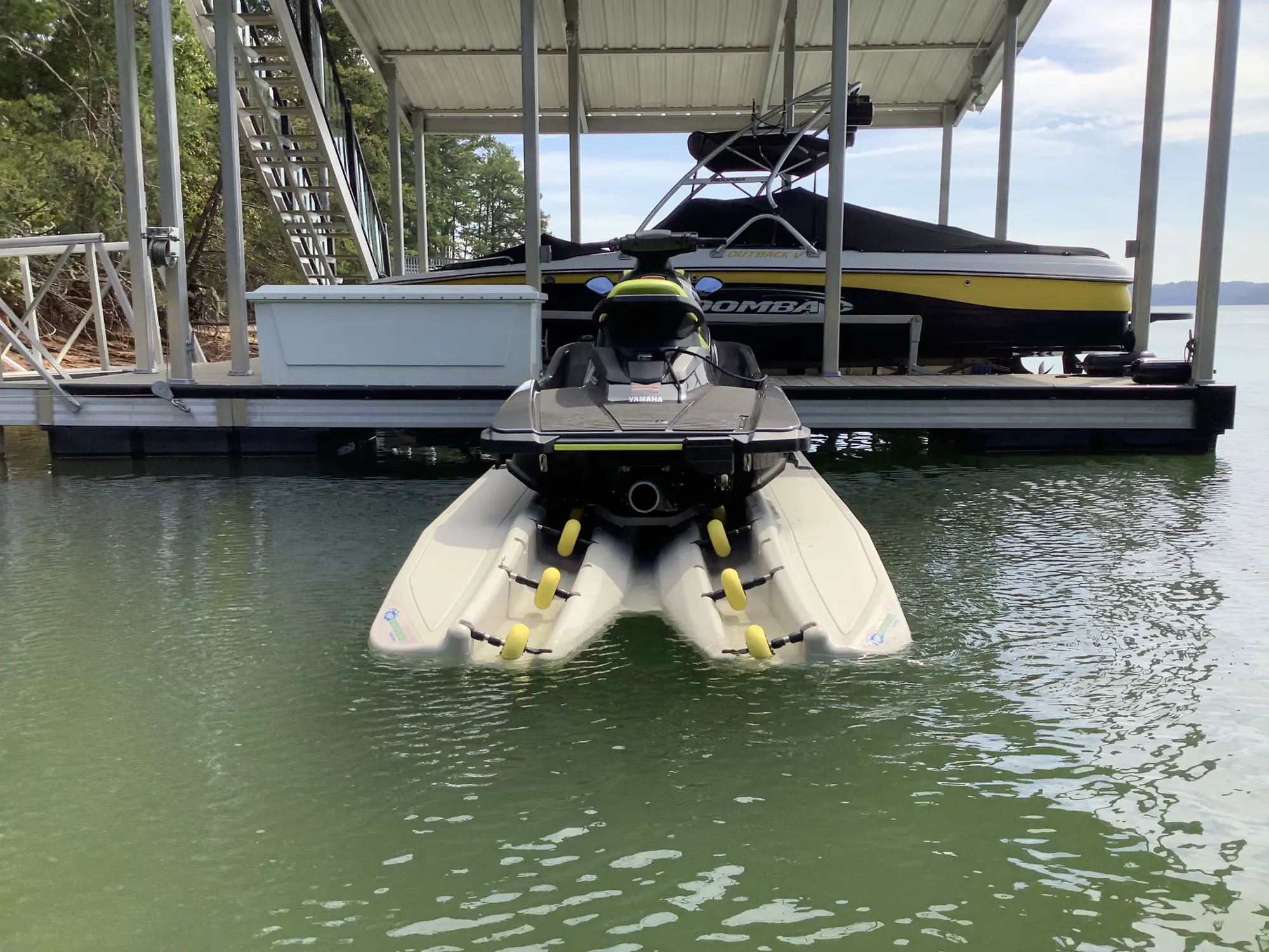 How to Properly Dock and Secure Your Jet Ski on a Floating Dock ...