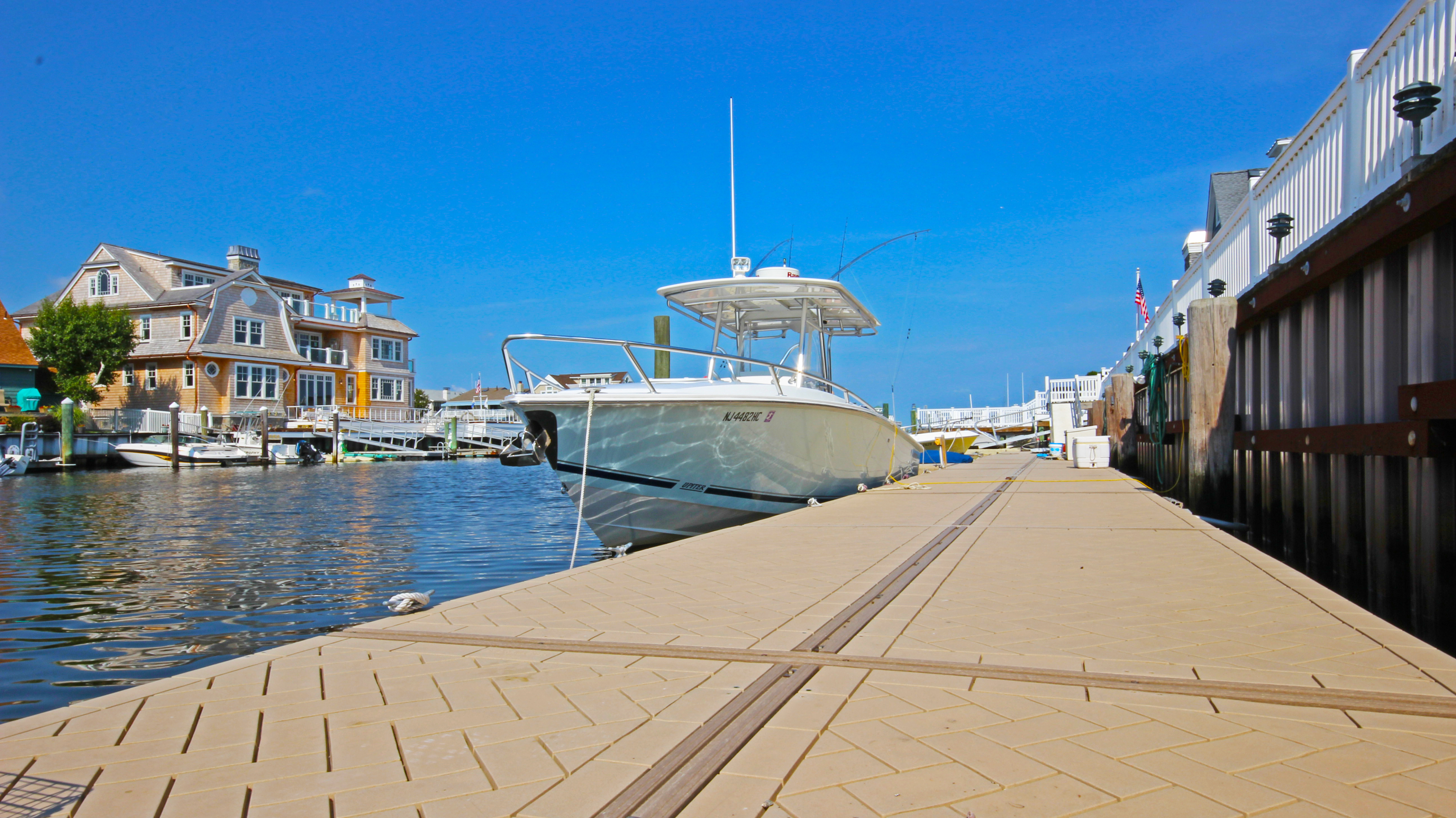 Floating Boat Docks Florida: Why They are Perfect for Florida