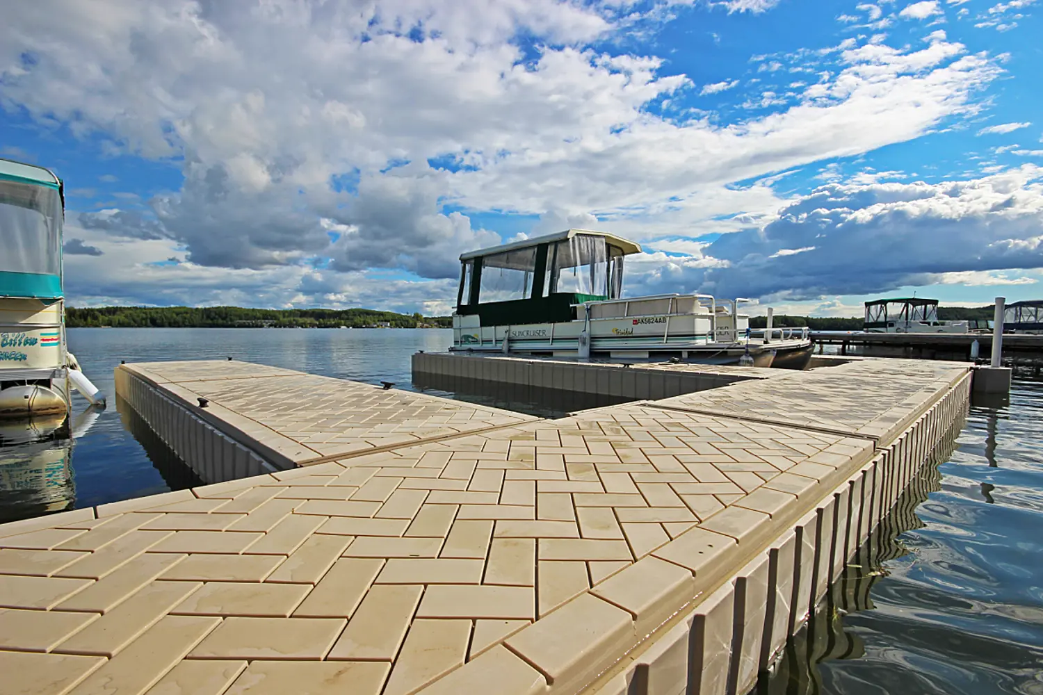 Building a Dock on a Lake: Guide on How to Build a Dock on a Lake ...